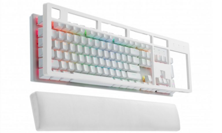 Review of the G-Tek Cyborg 104 Key Mechanical Keyboard - LASER Corporation